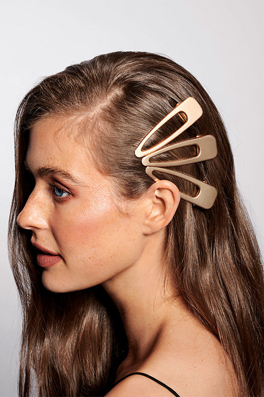 Brushed Triangle Metallic Hair Clip – The Hair Edit